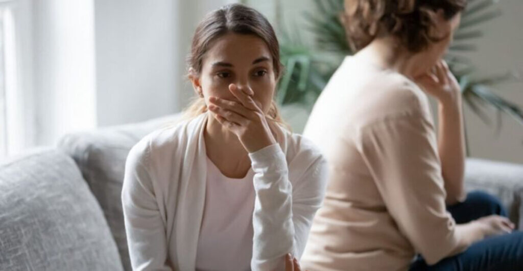 My Mother Is a Narcissist: 17 Ways Adult Daughters Can Heal and Break the Toxic Cycle