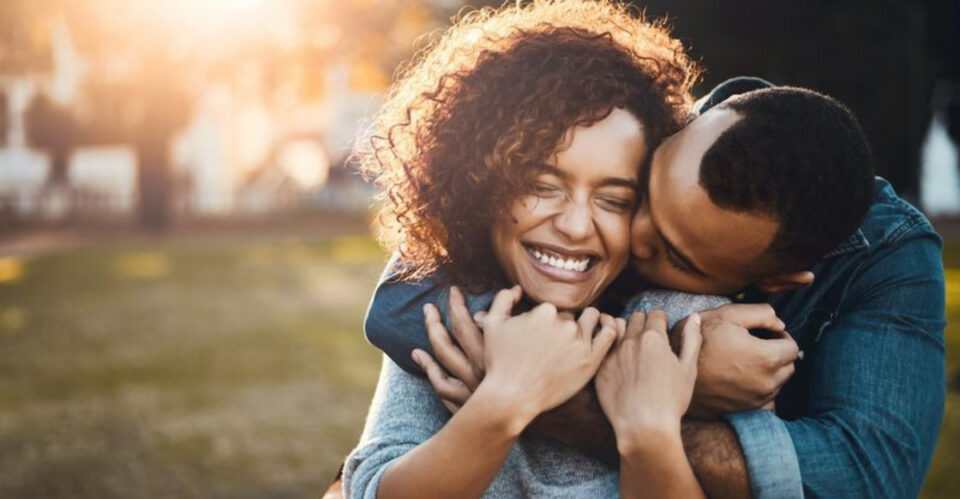 19 Ways To Build Emotional Intimacy And Connection In Your Relationship